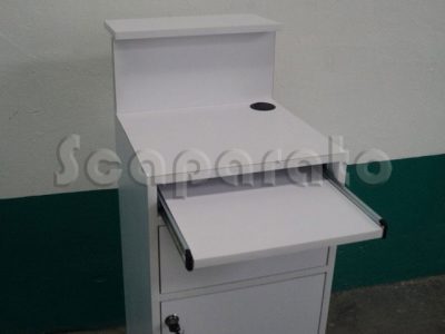 Mostrador de caja con una amplia de acabados para su diseño.